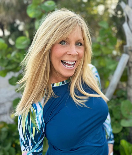 Contact – Renee Adams